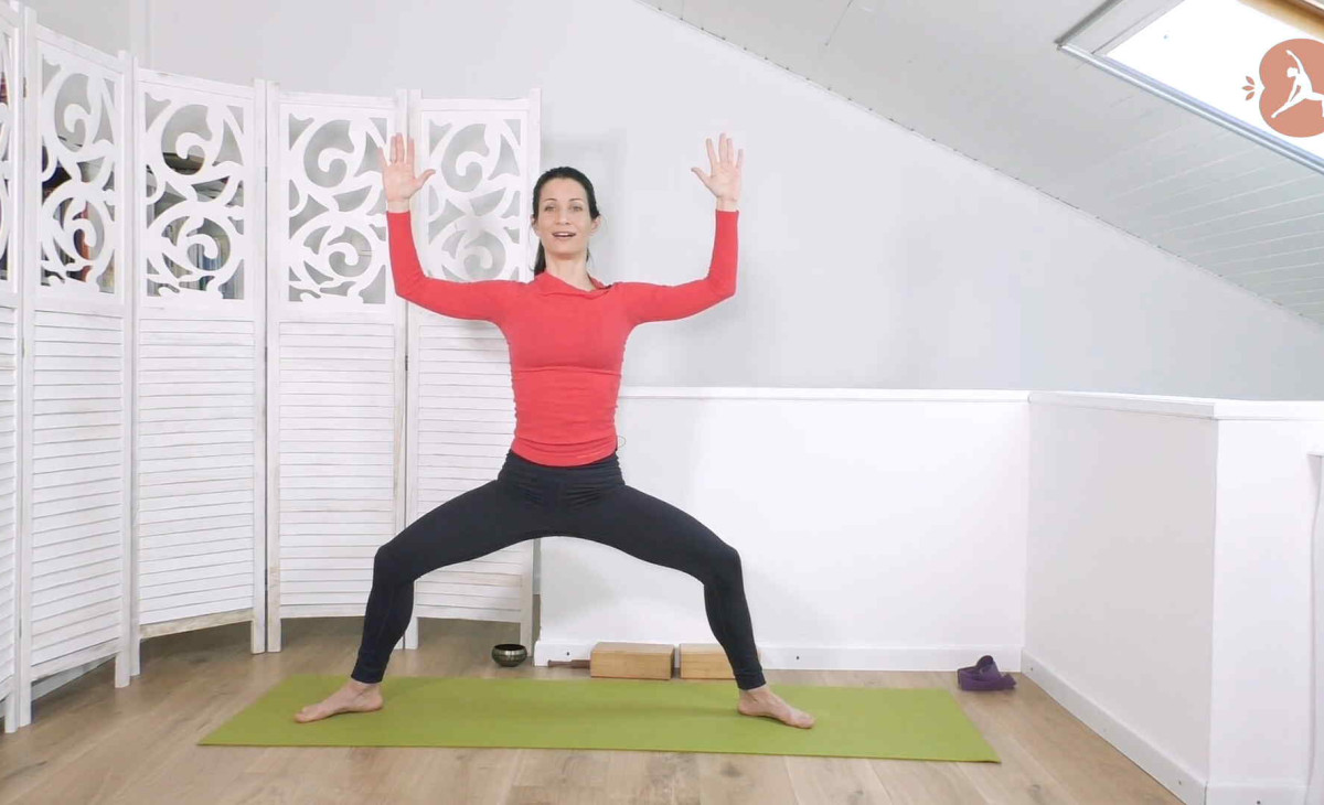 Deviasana - Pratica yoga con la tecnica della posizione della Dea